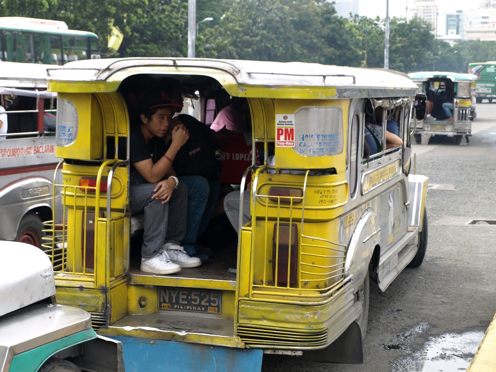 The Jeepney – relics of a past era | Observations in an undemocratic world